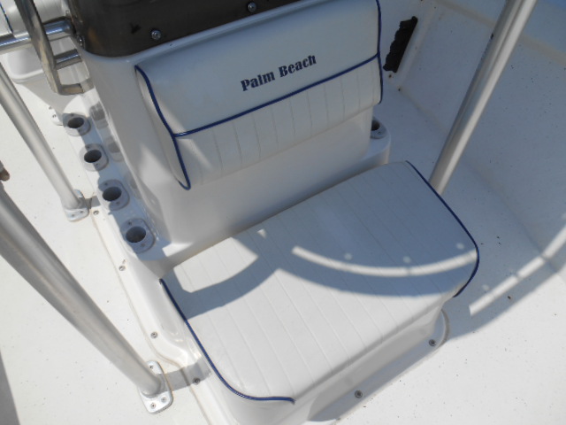 2004-PALM-BEACH-CC-006 - Carolina Boat & Trailer google